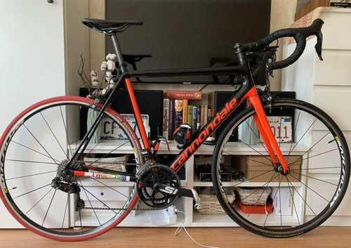 Шоссейный велосипед Cannondale Supersix Evo