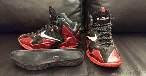 Баскетбольные кроссовки Nike Lebron XI