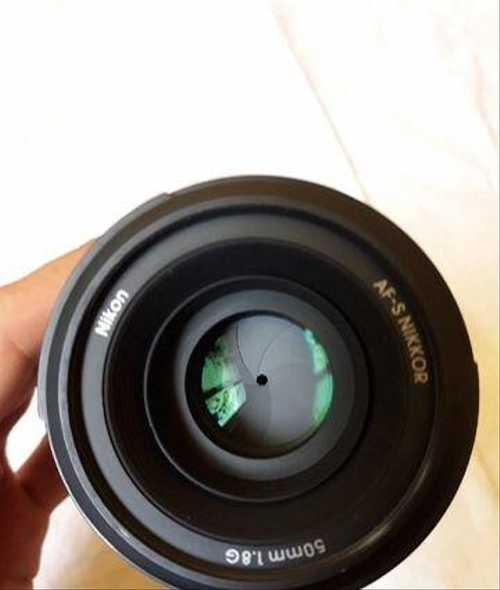 Продаю объектив Nikon 50 mm f/1.8G AF-S Nikkor