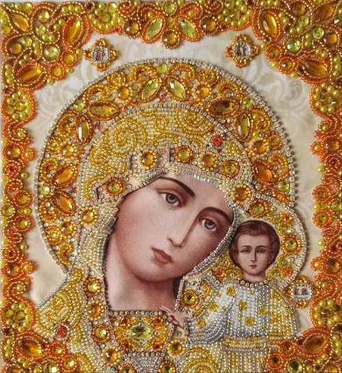 Икона Казанской Божьей Матери бисером, в каменьях