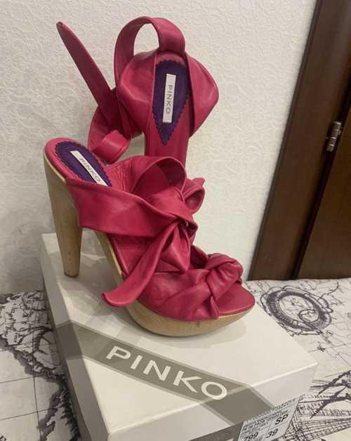 Босоножки Pinko