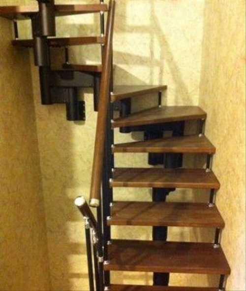 Двухмаршевая лестница 180д