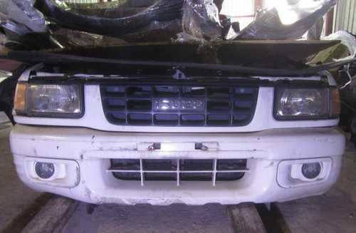 Ноускат Isuzu Wizard. Авторазбор