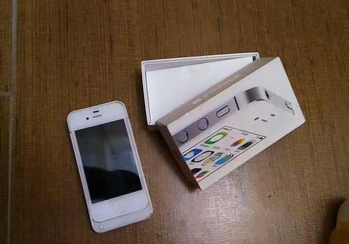 Телефон iPhone 4s + батарейный чехол