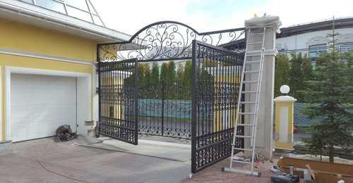 Гаражные ворота секционные Prestige Classik