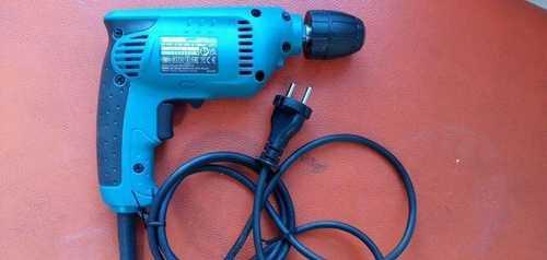 Безударная дрель Makita 6413