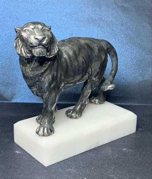 Статуэтка-сувенир,символ года -Тигр