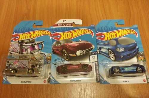 Машинки Hot wheels разные