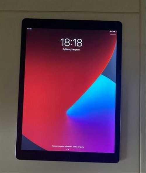 iPad PRo 12.9 2018 256 Gb Wi-Fi + Cellar