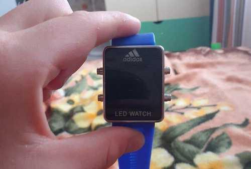 Часы adidas led watch