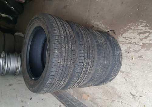 Roadstone 205/60 R15