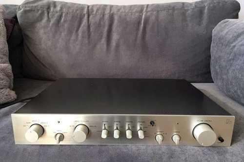 Предварительный усилитель Luxman C-12