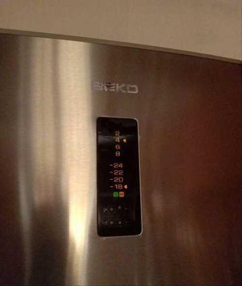 Холодильник Beko 2м