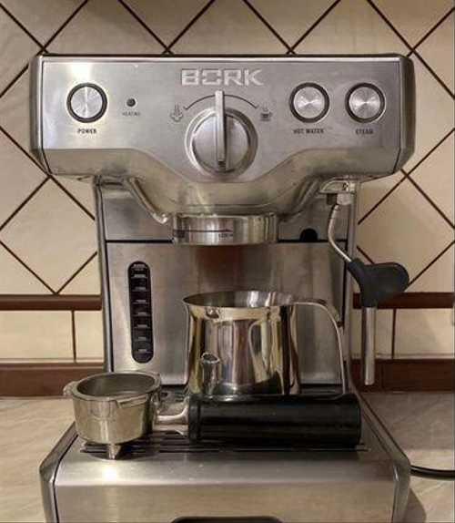 Рожковая кофеварка Bork C800