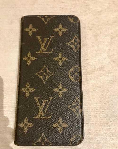 iPhone 6S плюс в чехле Louis Vuitton