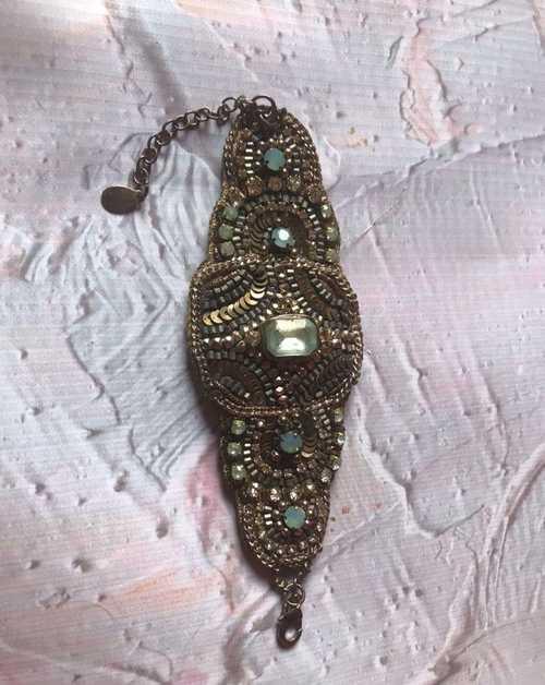 Браслет с камнями Swarovski
