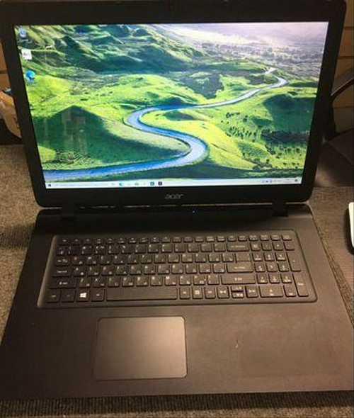 Acer aspere ES1-732-C1WD