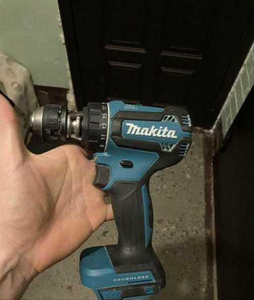 Шурупаверт Makita ddf485 (на запчасти)
