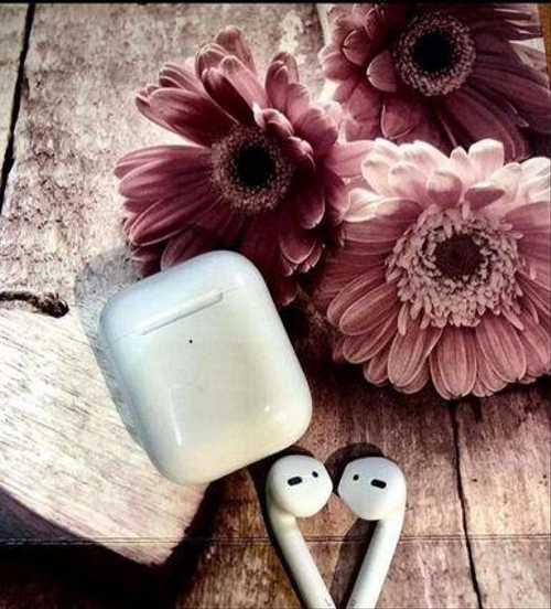 Беспроводные наушники apple airpods