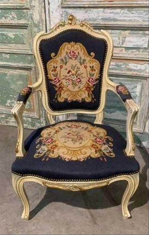 Кресло гобеленовое в стиле Людовика XV