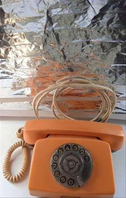 Старенький телефончик