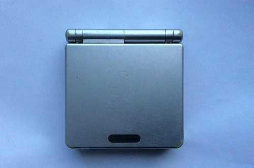 Nintendo Game Boy Advance SP + 8 игр
