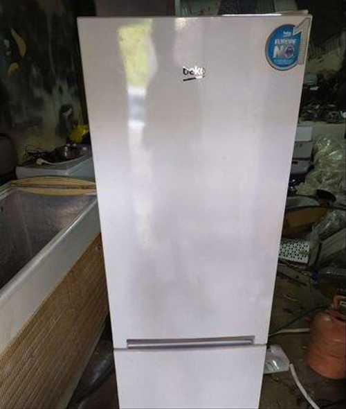 Холодильник 2-х камерный beko