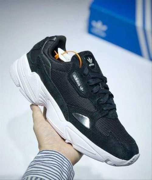 Кроссовки Adidas Falcon W