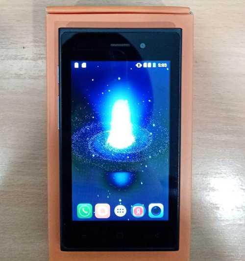 Смартфон Micromax Q301 (В)