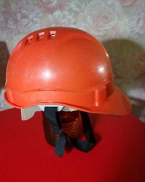 Каска строительная бу