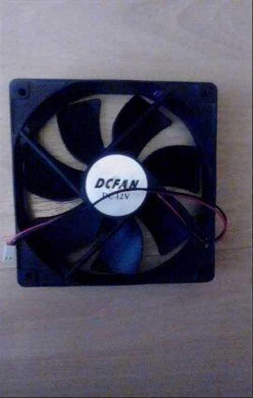 Компьютерный вентилятор 120 мм