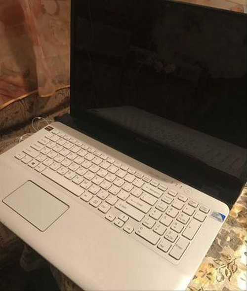 Белая Sony Vaio SVE171 core I5 3210/6gb/500gb/hd40