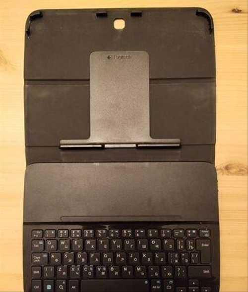Блютуз клавиатура Logitech для планшета