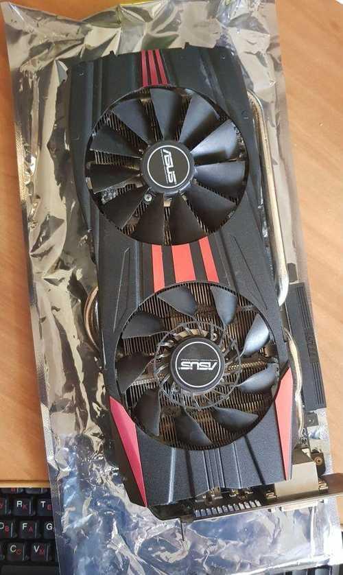 Asus Radeon R9 290 4 GB