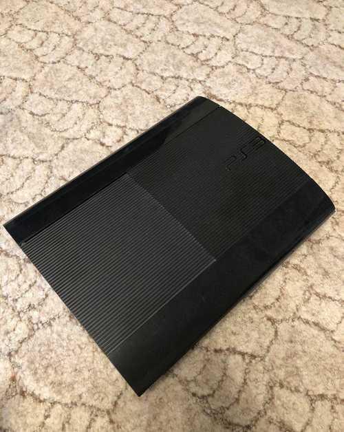 Sony Playstation 3 250 GB + Guitar Hero Band