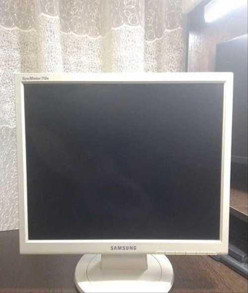 Монитор Samsung SynkMaster 710N