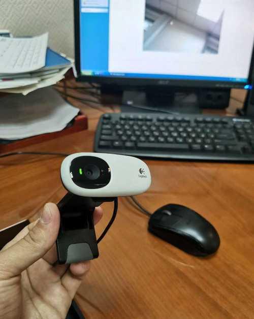 Веб-камера Logitech c110