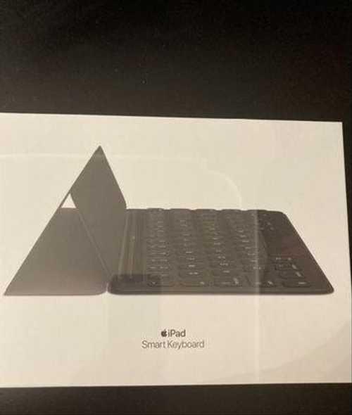 Чехол-клавиатура Apple Smart Keyboard