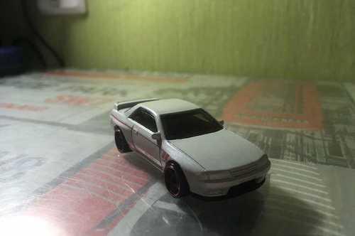 Hot wheels,nissan skyline r32