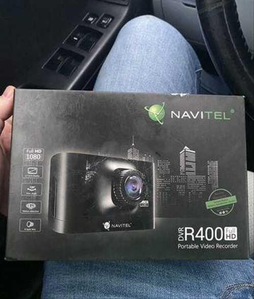 Видеорегистротор Navitel R400