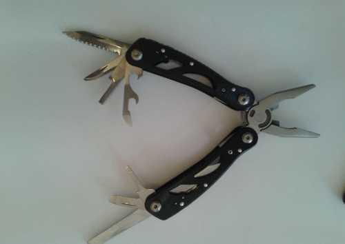 Подарок мужчине, мультитул Leatherman