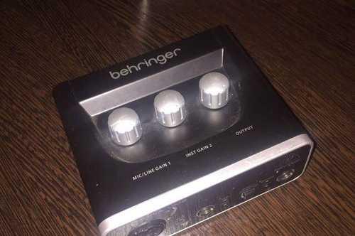 Внешняя звуковая карта behringer umc22