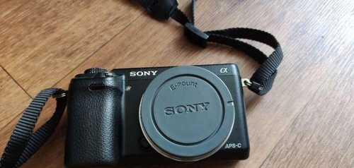 Беззеркальная камера Sony A6000 + оптика + переход