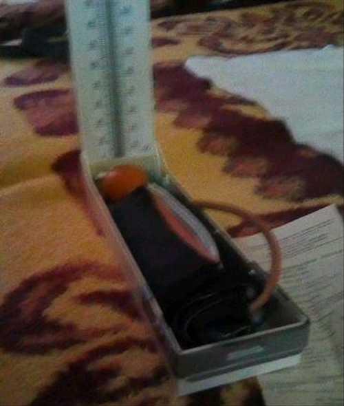 Mercury pressure gauge