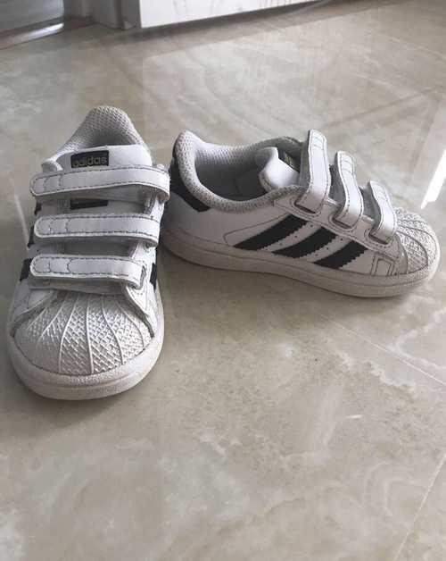 Кроссовки adidass