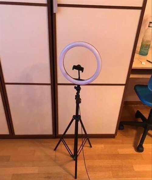 Кольцевая лампа со штативом | Festima.Ru - Мониторинг объявлений