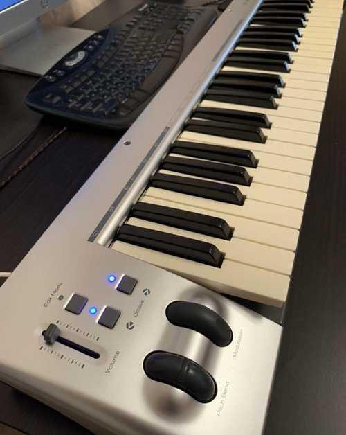 Midi- клавиатура M-Audio KeyRig 49