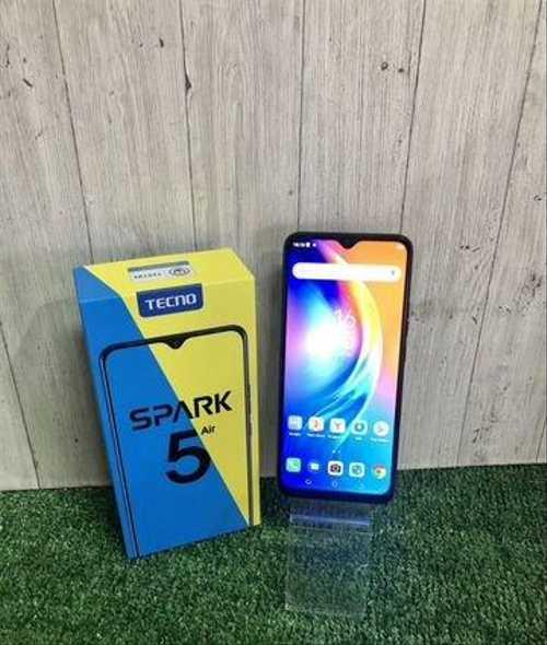 Смартфон Techno Spark 5 Air (Яс 3296)