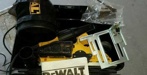 Электрорубанок - Dewalt D26500K