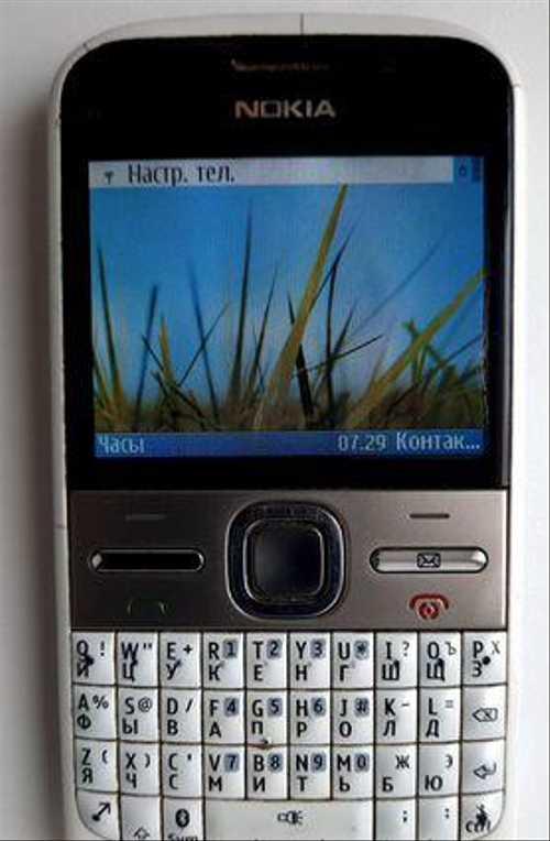 Мобильный телефон Nokia E5